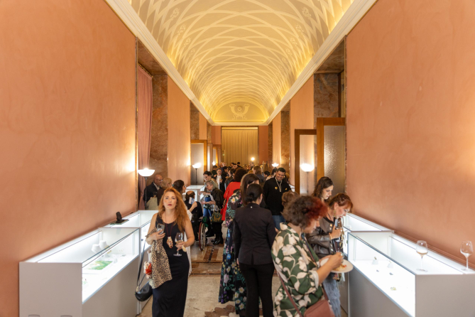 Exhibit - Milano Jewelry Week